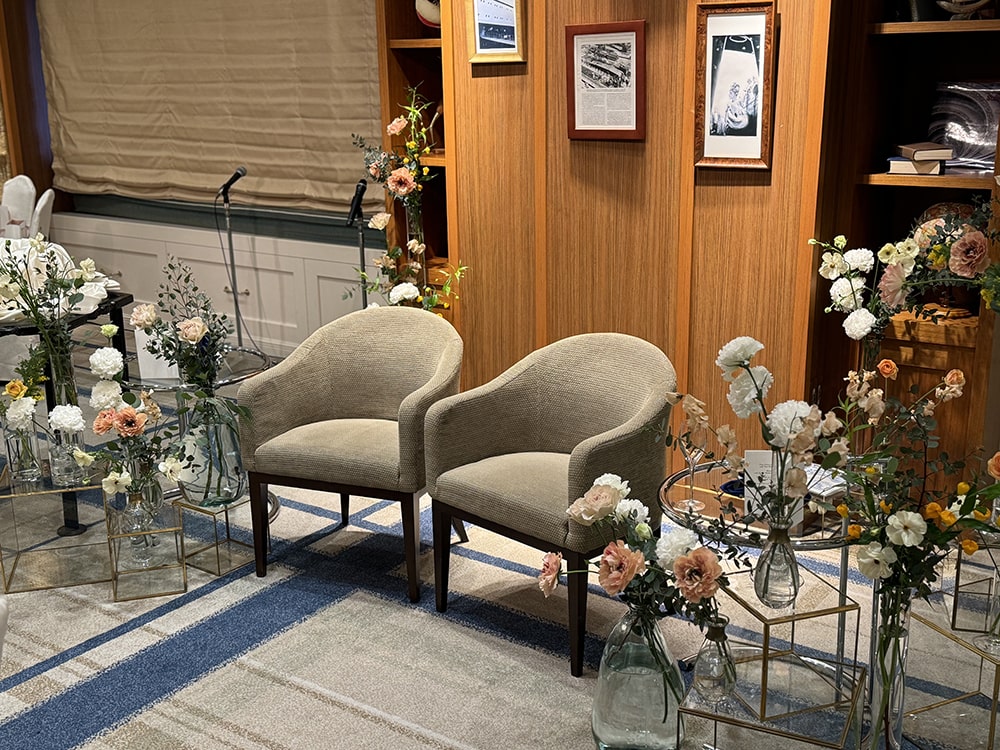 MUSA WEDDING FLOWERS | ソファ・メインサイド